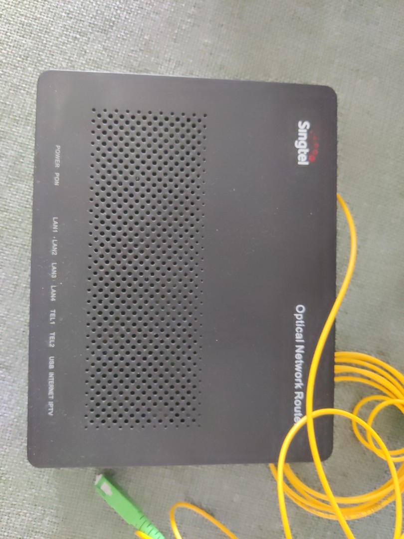 Huawei Singtel optical network router, Computers & Tech, Parts ...