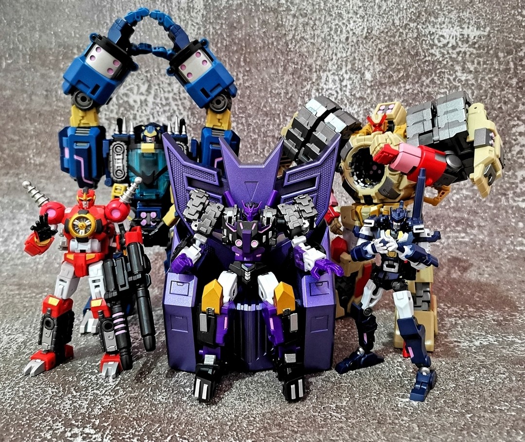Iron Factory DJD and NewAge tramsformers, Hobbies & Toys, Toys & Games ...