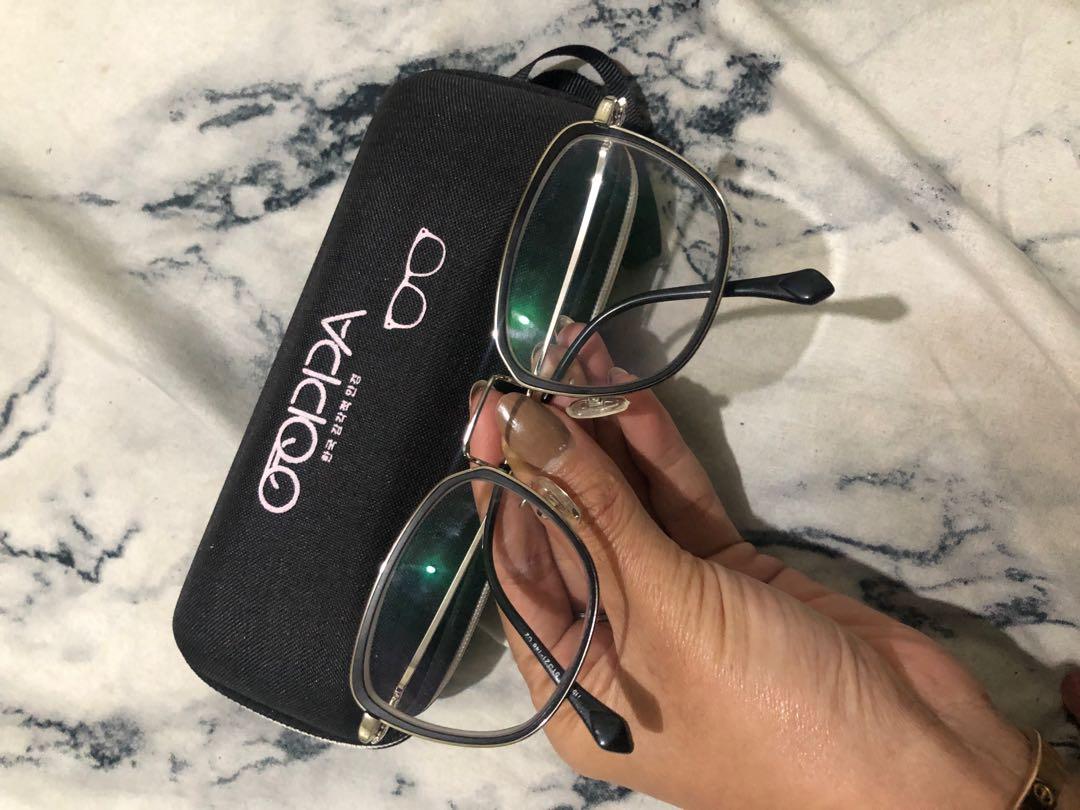 Kacamata oppa, Fesyen Pria, Aksesoris, Kacamata di Carousell