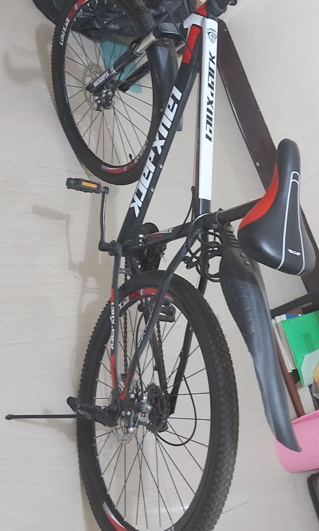Laux jack, Sports Equipment, Bicycles & Parts, Bicycles on Carousell