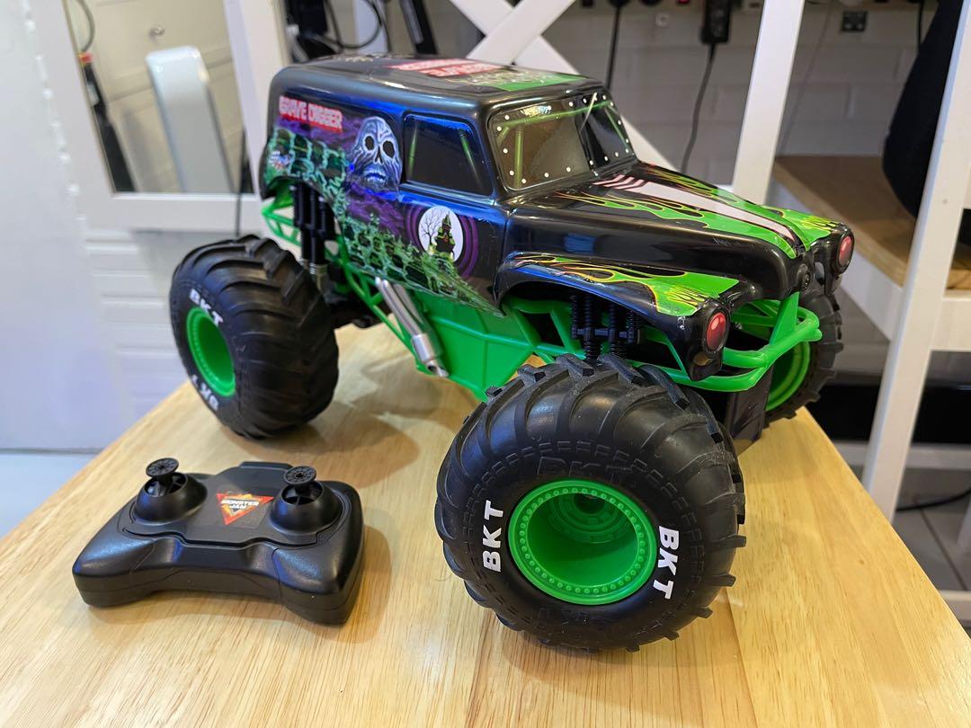 MONSTER JAM ( RC GRAVE DIGGER ) 15inch, Hobbies & Toys, Toys & Games on ...