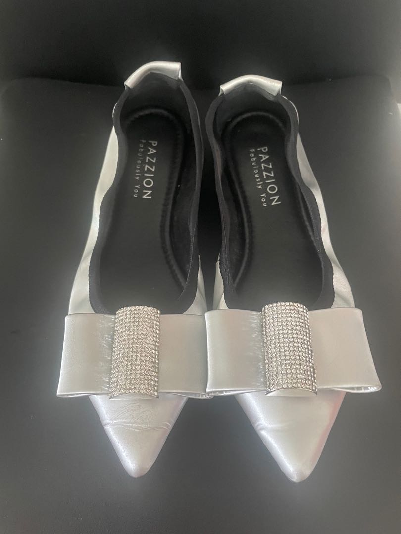 Pazzion shoes, Women's Fashion, Footwear, Flats on Carousell