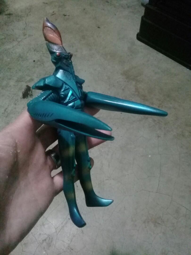 Rare 1994 Alien Psycho Baltan Bandai Powerd Monster Series, Hobbies ...