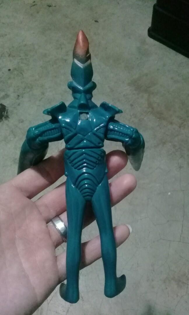 Rare 1994 Alien Psycho Baltan Bandai Powerd Monster Series, Hobbies ...