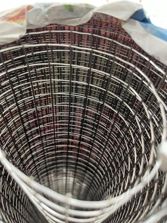 STAINLESS WELDED FIRE MESH SPECS: 1mm X 1/2" x 4fT, Commercial ...