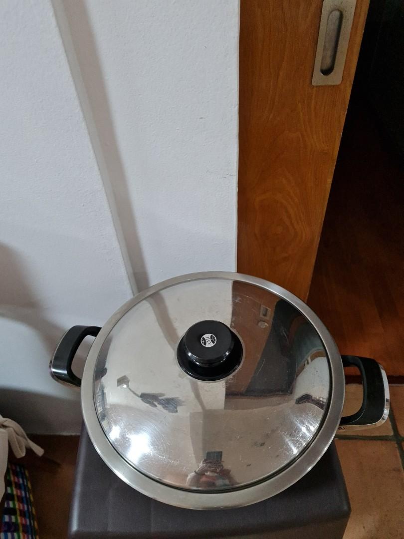 AMC STAINLESS WOK, TV & Home Appliances, Kitchen Appliances, Other ...