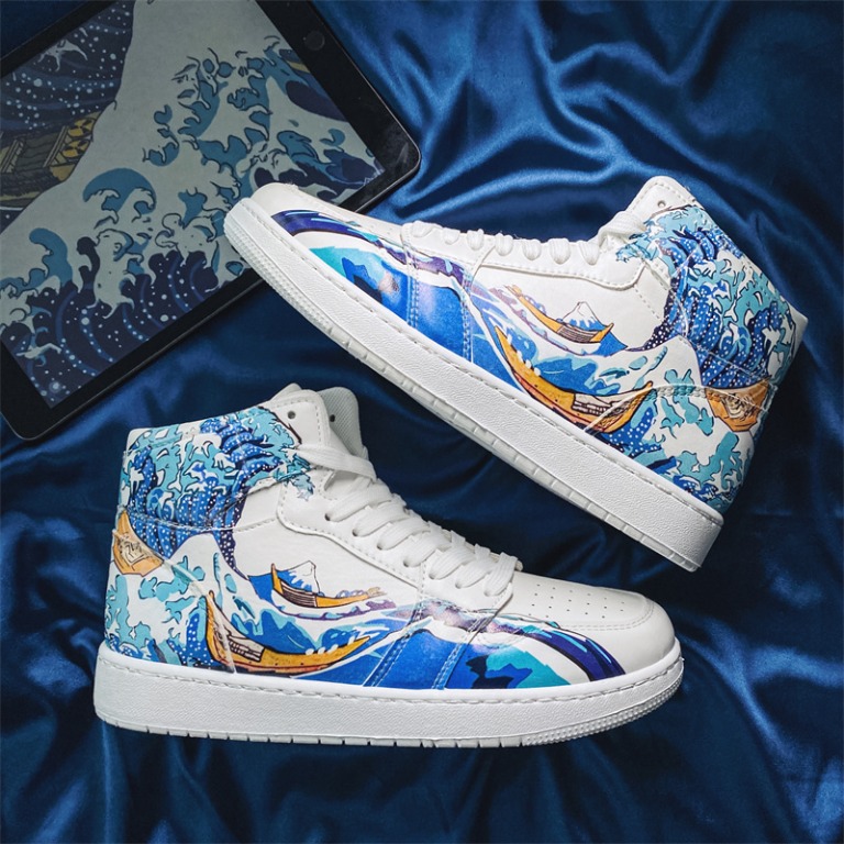 ANIMATED BOOST, Men's Fashion, Footwear, Sneakers on Carousell