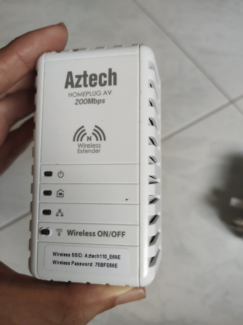 Aztech Homeplug Av Wireless Extender Computers And Tech Parts And Accessories Networking On Carousell