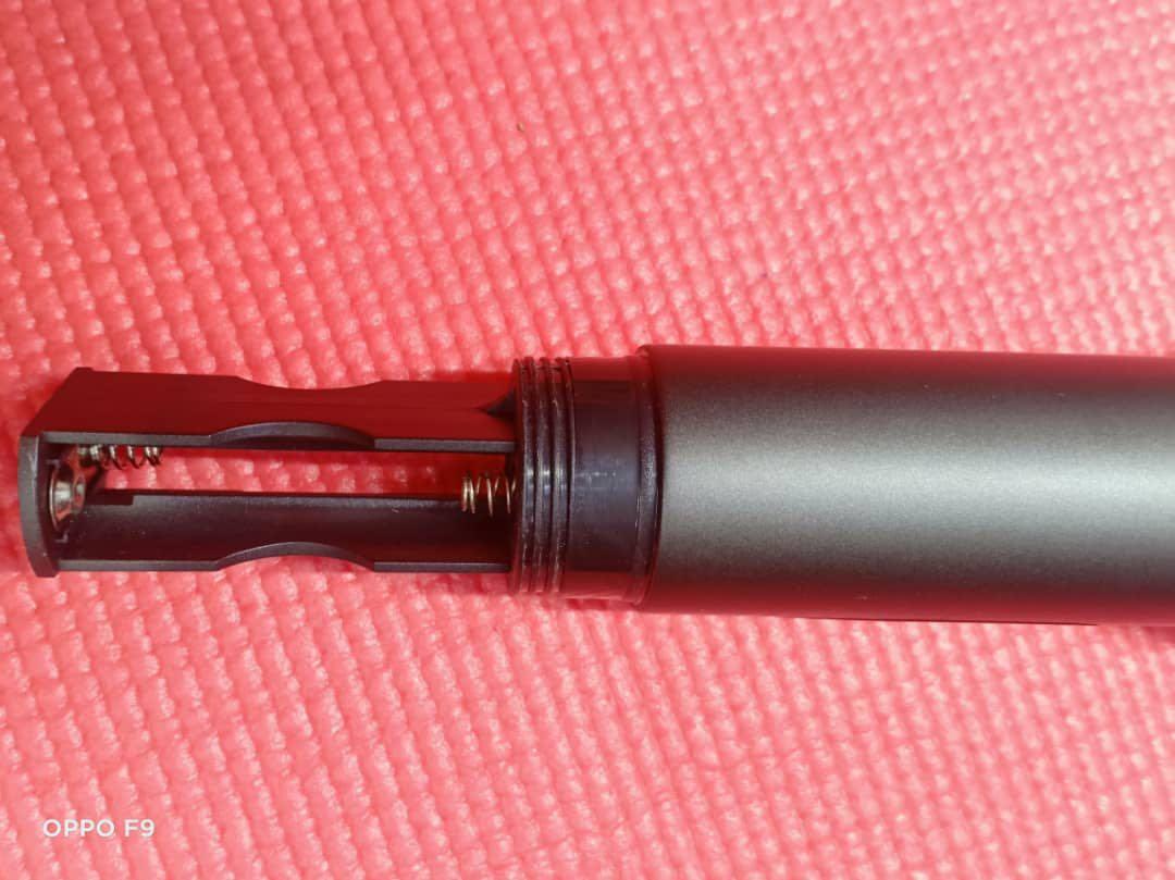 BeeThomax Single Wireless Microphone, Audio, Headphones & Headsets on ...