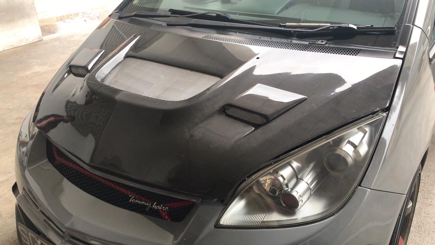 Bfm : colt version R / colt plus turbo frp / cf bonnet with 2 ...