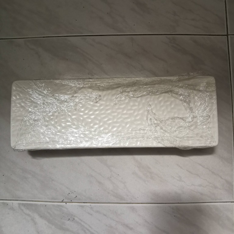 Cerabon 13.5-Inch Long Plate, Furniture & Home Living, Kitchenware ...