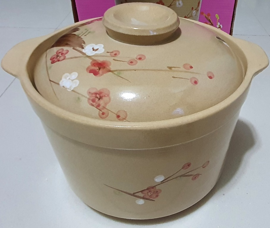 Claypot 5 litres - Brand New, Furniture & Home Living, Kitchenware ...