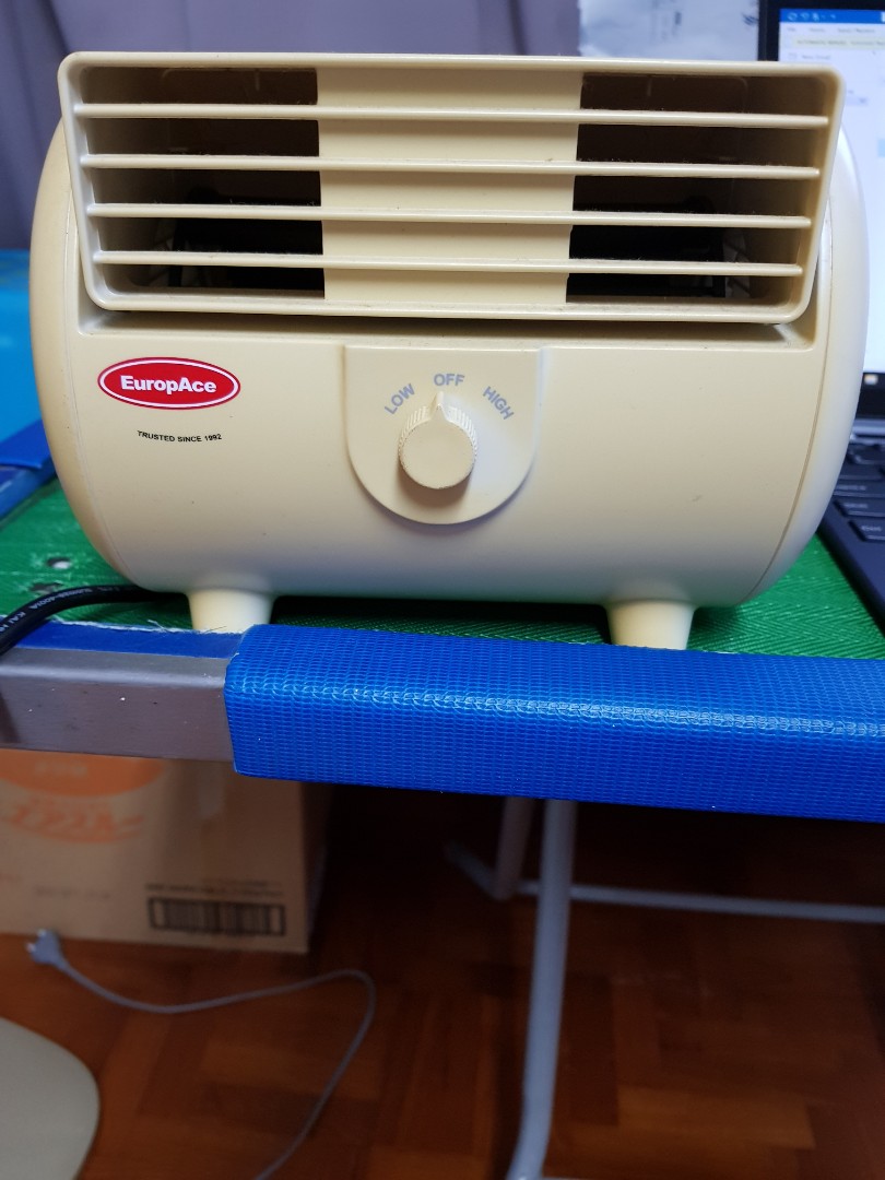 EuropAce Portable Desk Fan, TV & Home Appliances, Air Conditioners ...
