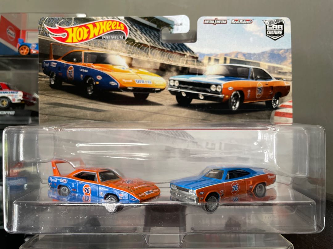 Hot Wheels 2 Pack Car Culture Plymouth Superbird Ford Mustang , Hobbies ...