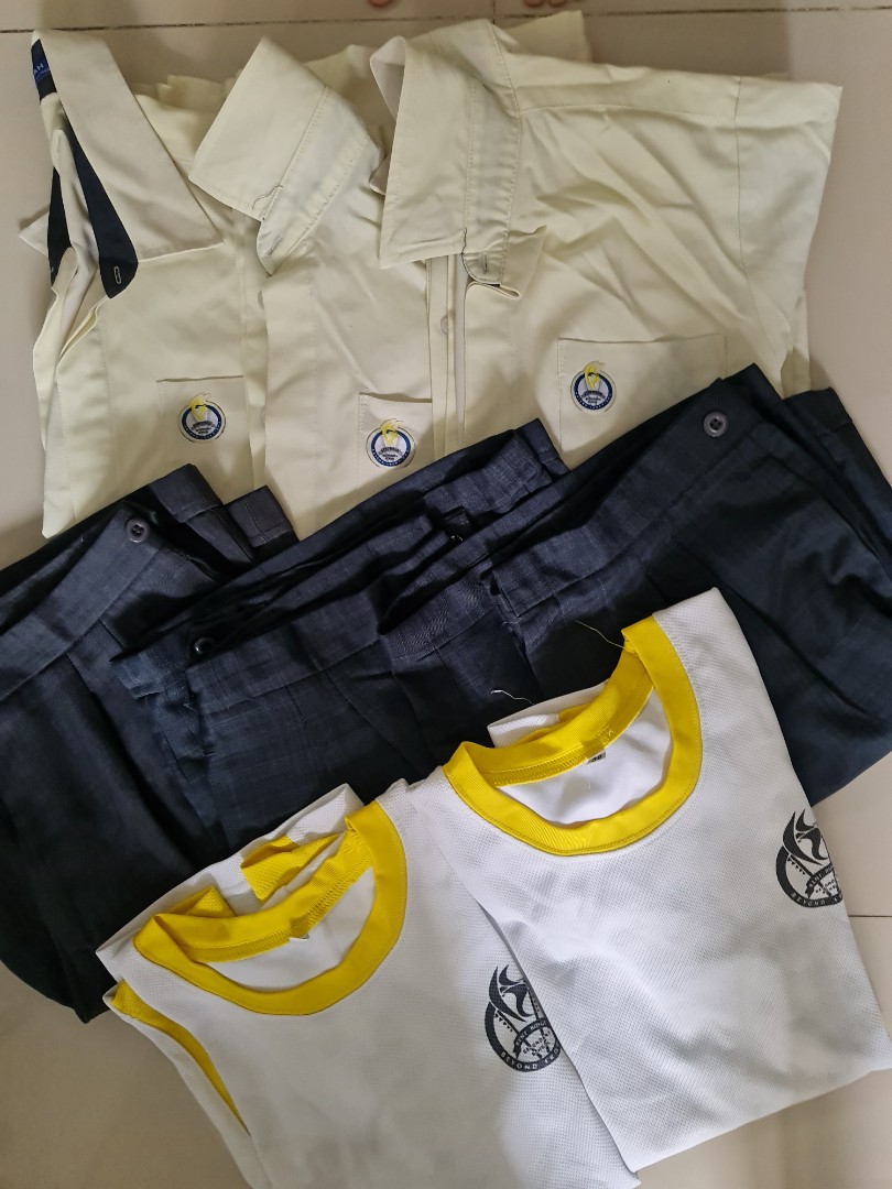 Kent ridge sec uniform KRSS Uniform sch House shirt shorts, Hobbies ...