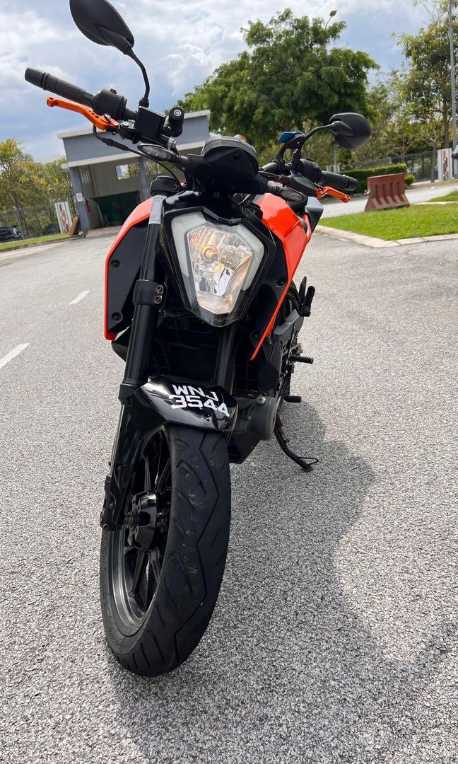 KTM DUKE 250 V2, Motorbikes on Carousell