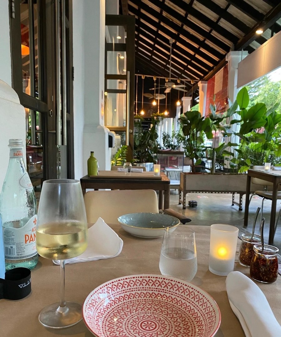 Liquid buffet, Food & Drinks, Alcoholic Beverages on Carousell