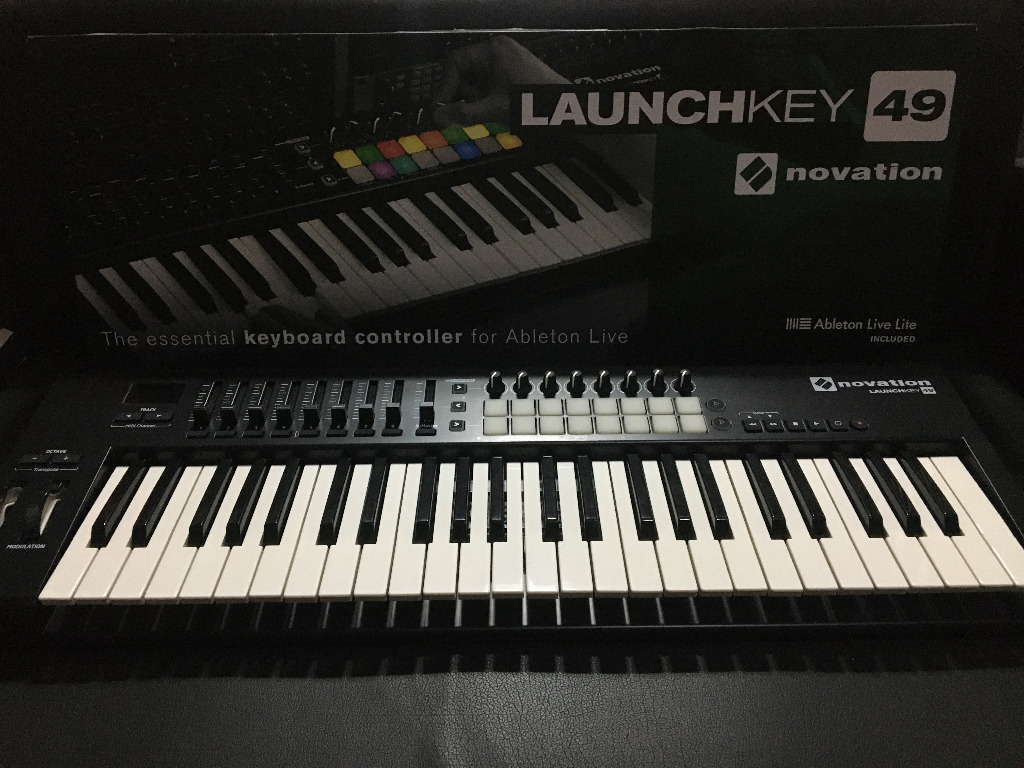 Novation Launchkey 49 mk2, Hobbies & Toys, Music & Media, Musical ...