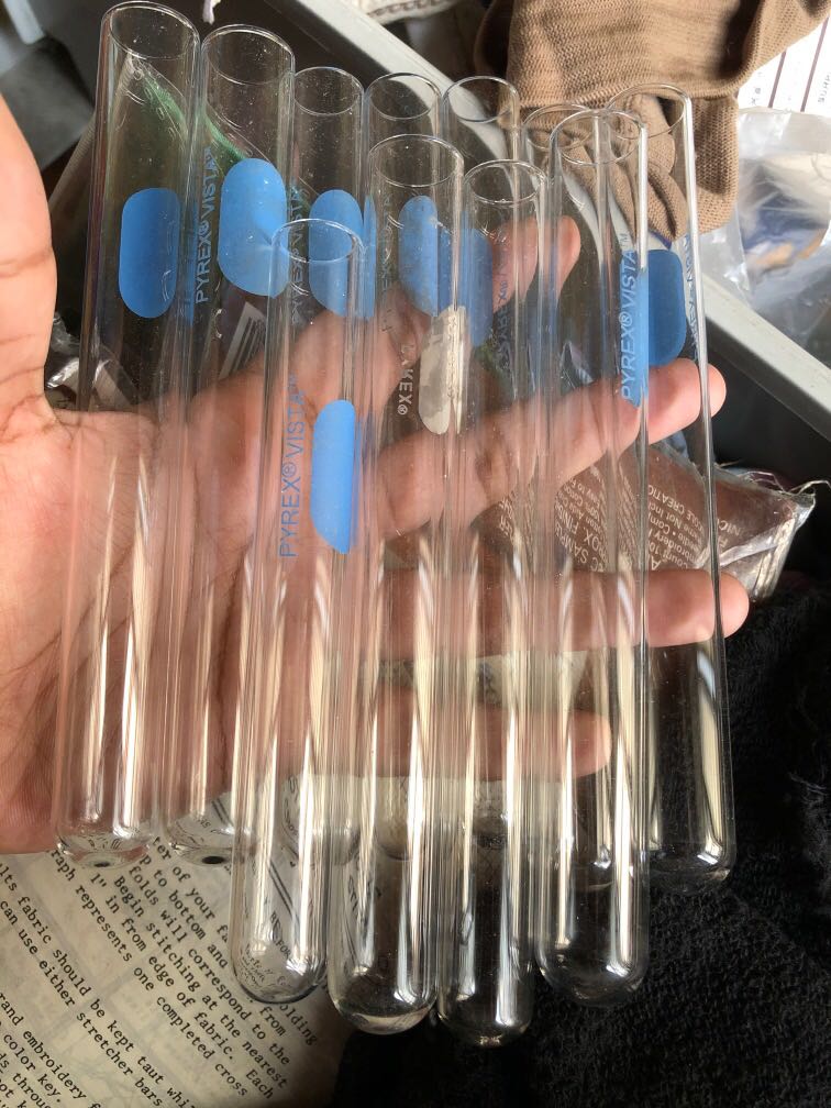 PYREX TEST TUBE, Health & Nutrition, Medical Supplies & Tools on Carousell