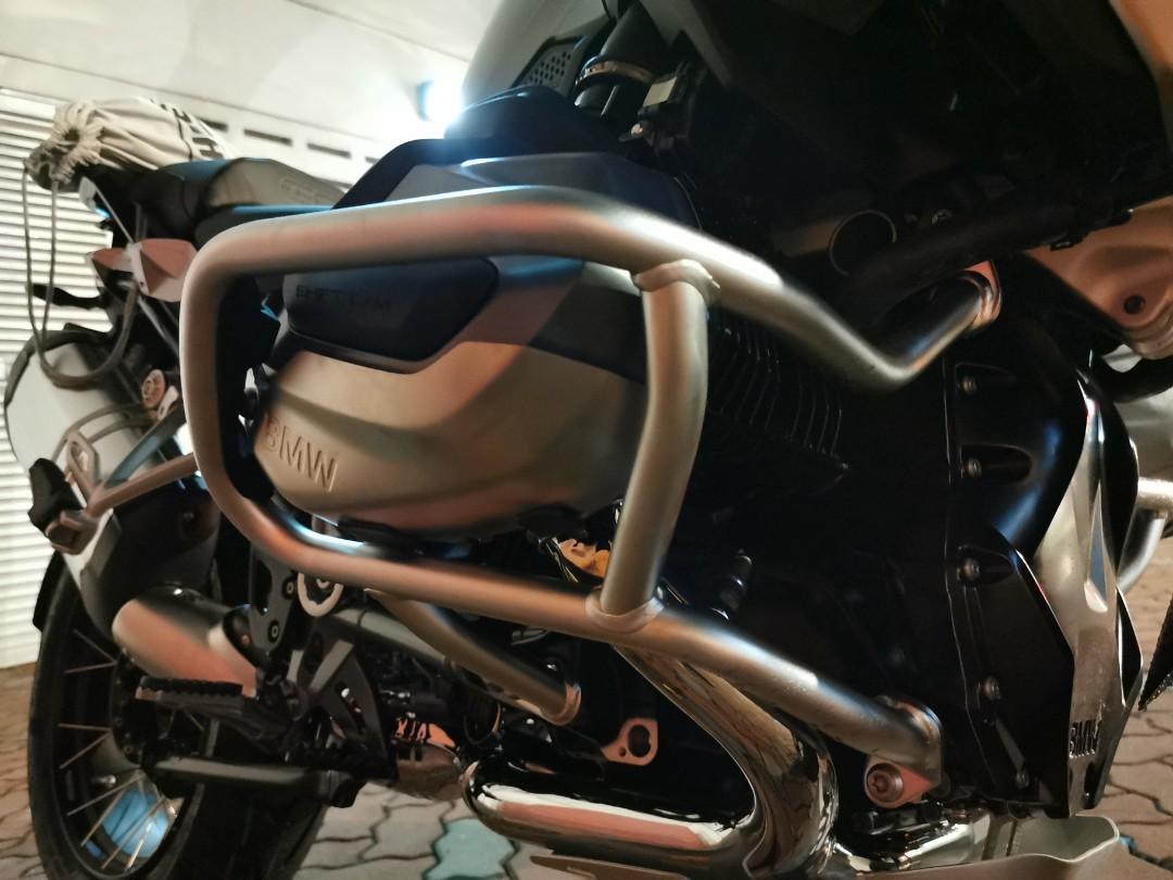 R1250GS,R1200GS engine protection bars, crash bars, good as new ...