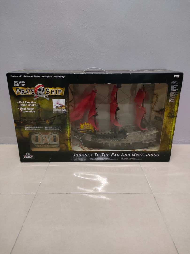 RC Pirate Ship, Hobbies & Toys, Toys & Games on Carousell