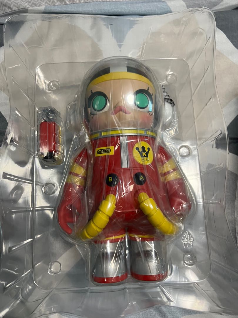Red molly, Hobbies & Toys, Toys & Games on Carousell