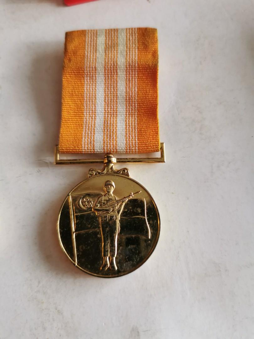 Singapore Armed Forces SAF good service medal, Hobbies & Toys ...