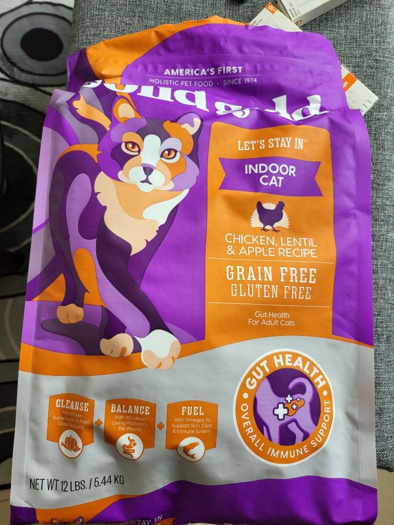 SOLID GOLD INDOOR CAT, Pet Supplies, Pet Food on Carousell