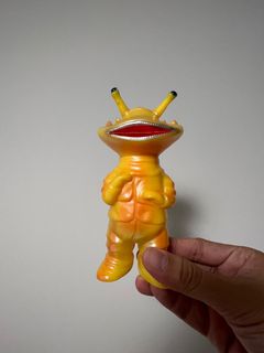 SOFVIPS Electrictoy Shin Chan Crayon Boy Sofubi, Hobbies & Toys, Toys & Games on Carousell