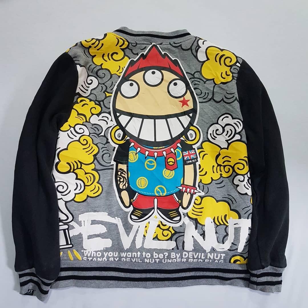 Varsity devil nut, Fesyen Pria, Pakaian , Baju Luaran di Carousell