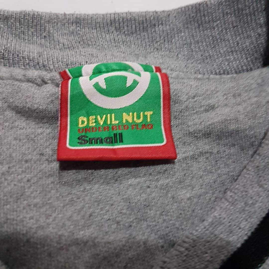 Varsity devil nut, Fesyen Pria, Pakaian , Baju Luaran di Carousell