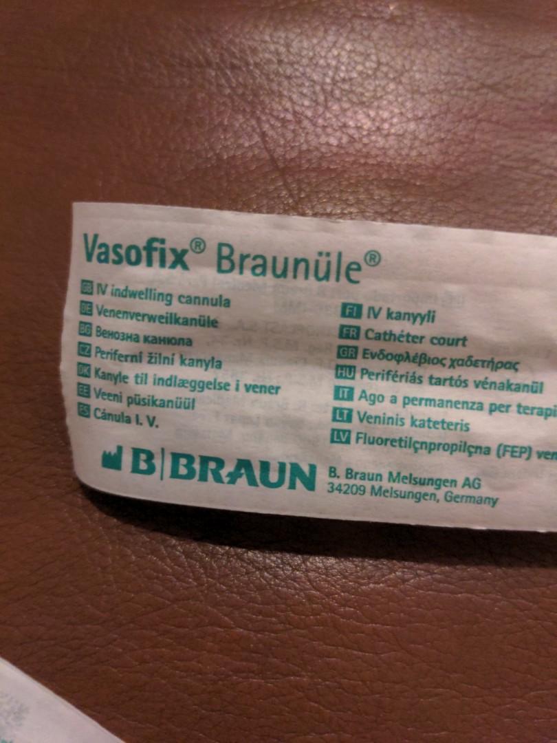 Vasofix Braunule IV dwelling canula (Braun), Health & Nutrition ...
