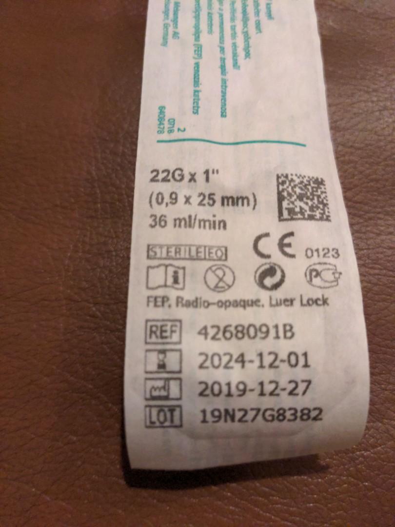 Vasofix Braunule IV dwelling canula (Braun), Health & Nutrition ...