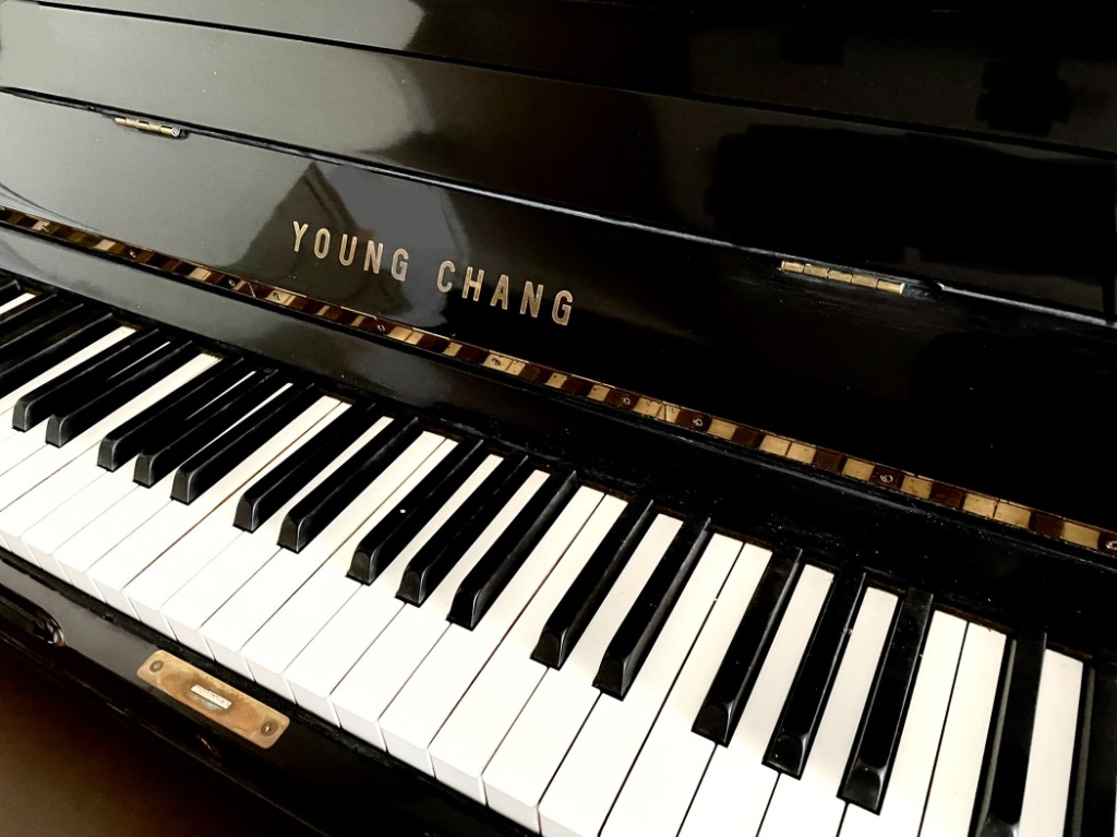 Young Chang U121 Upright Piano, Hobbies & Toys, Music & Media, Musical Instruments on Carousell