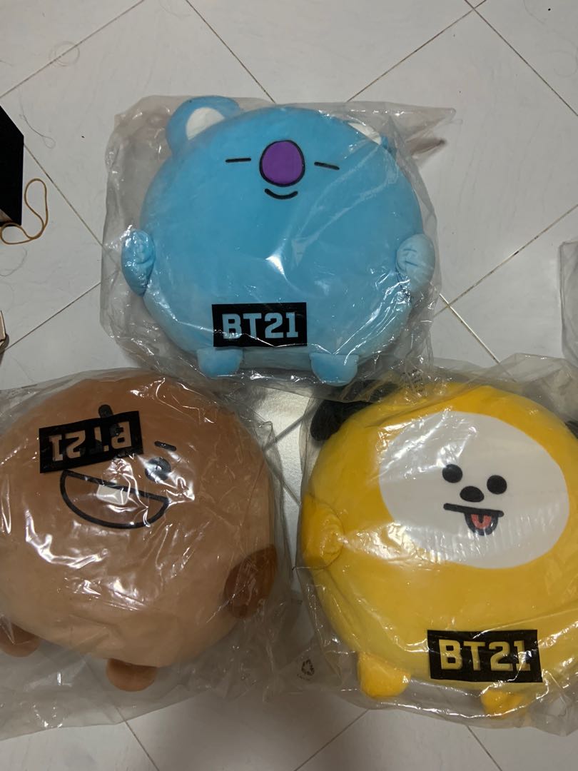 Bt21 cushion official , Hobbies & Toys, Memorabilia & Collectibles, K ...