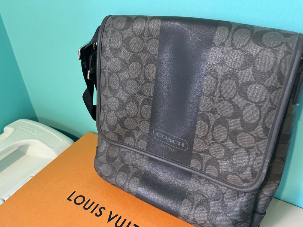 Coach beg, Men's Fashion, Bags, Sling Bags on Carousell