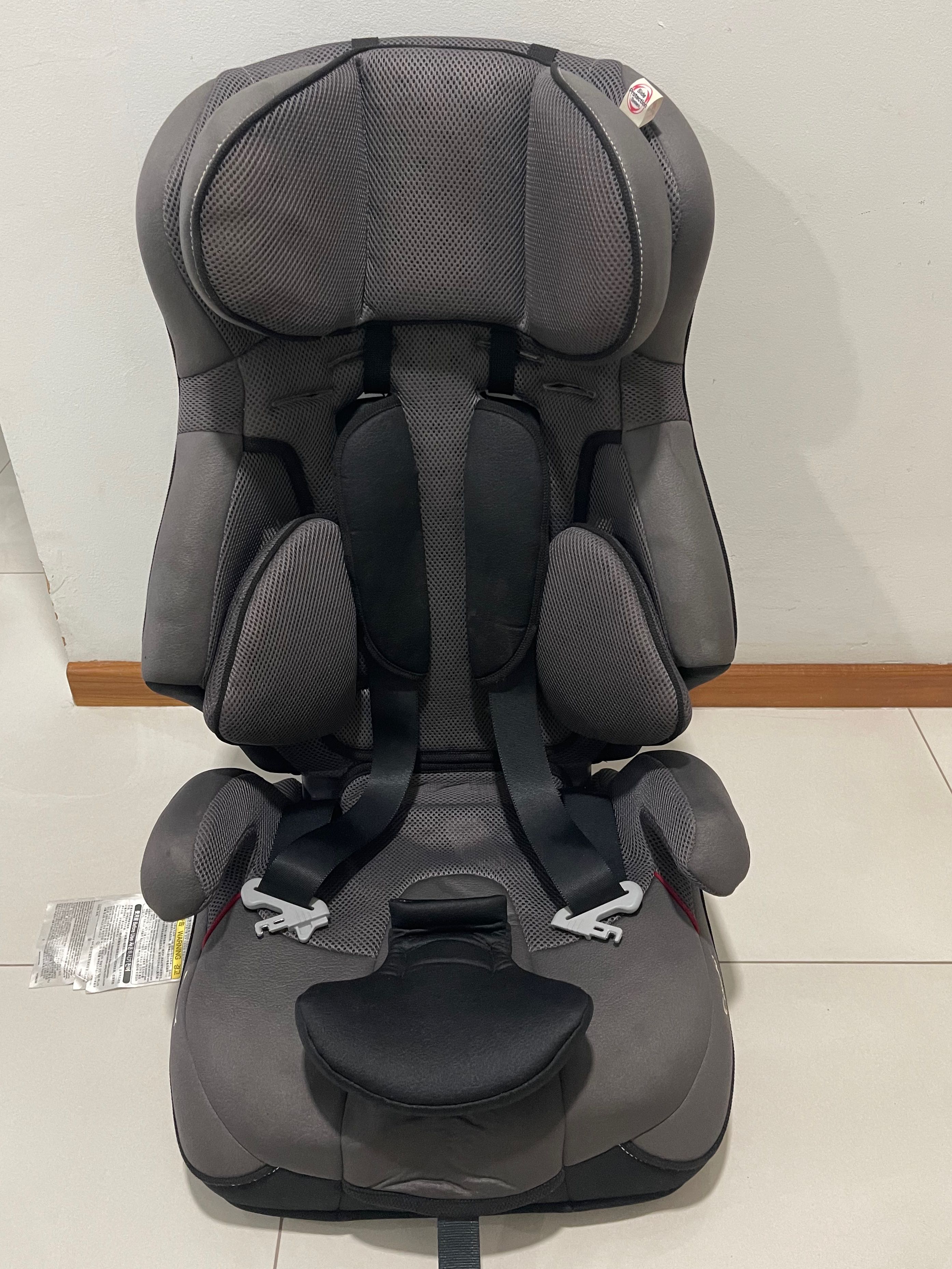 Combi Joytrip Eggshock (2 in 1), Babies & Kids, Going Out, Car Seats on Carousell