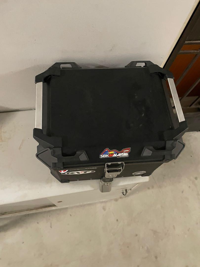 Coocase 40L aluminium top box with base plate, Motorcycles, Motorcycle ...