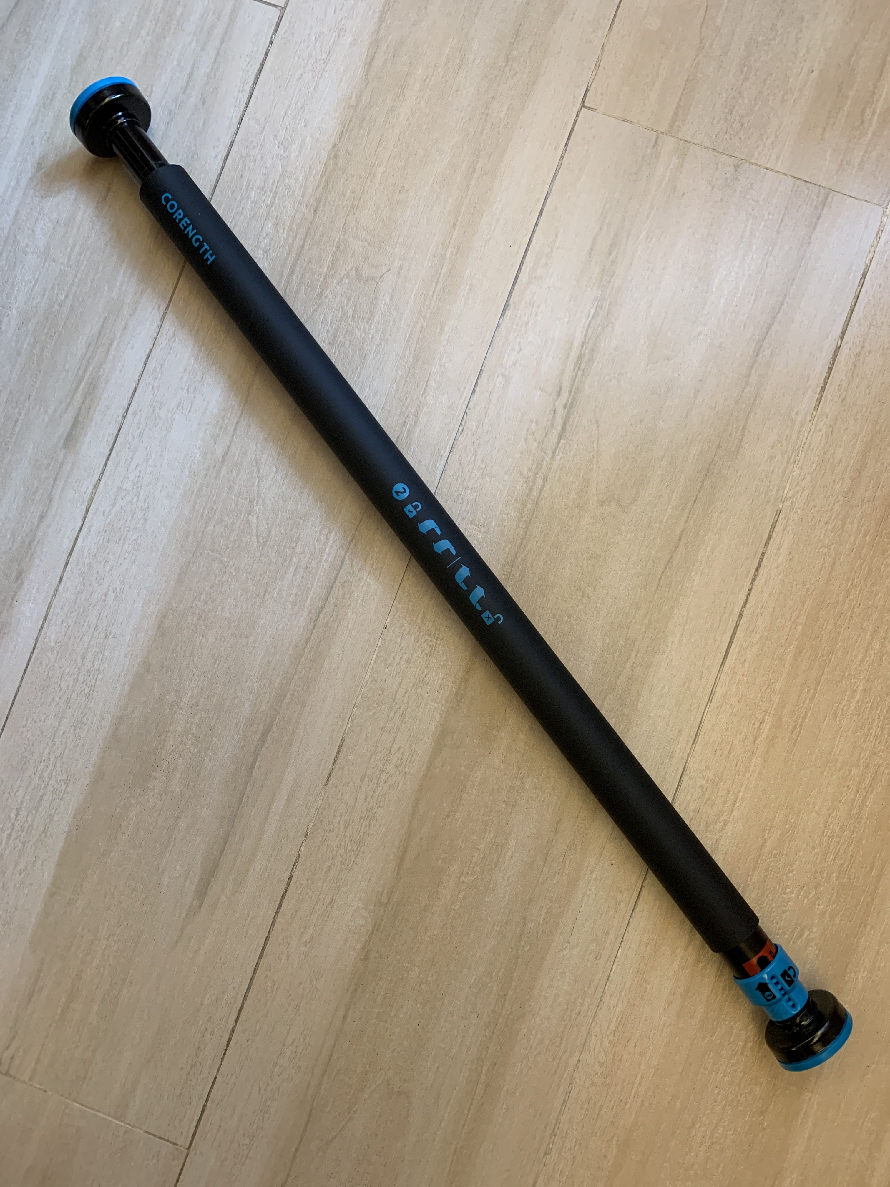 Corength Lockable Pull Up Bar 70cm, 運動產品, 運動與健身, 運動與健身 - 拉伸配件 - Carousell