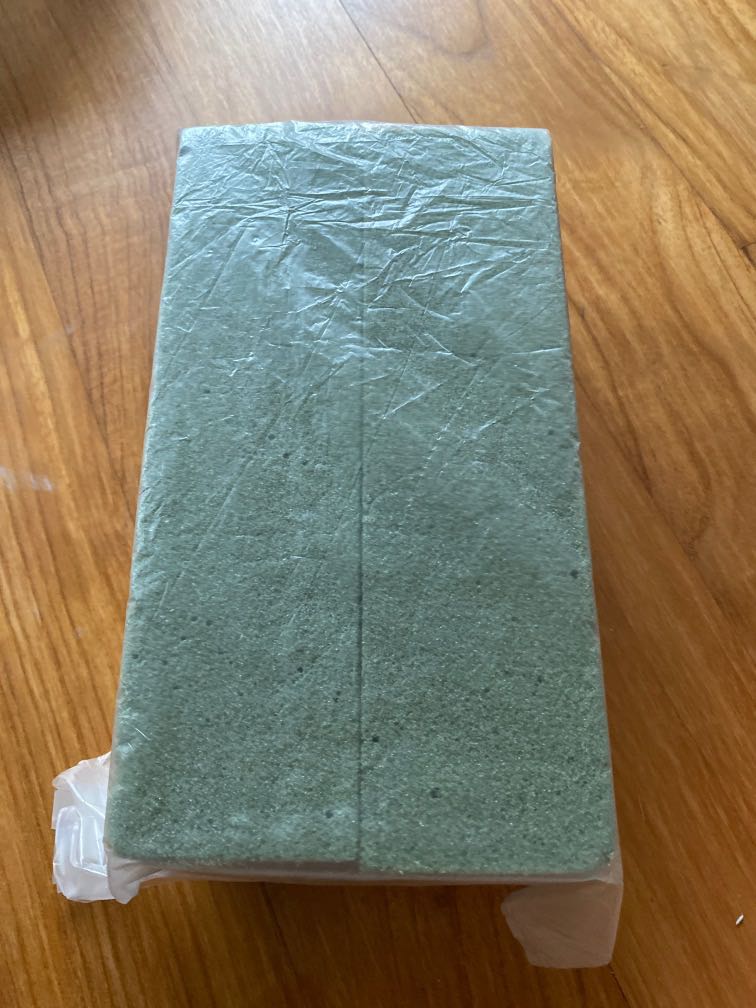 Flower arrangement sponge, Hobbies & Toys, Stationery & Craft, Flowers ...