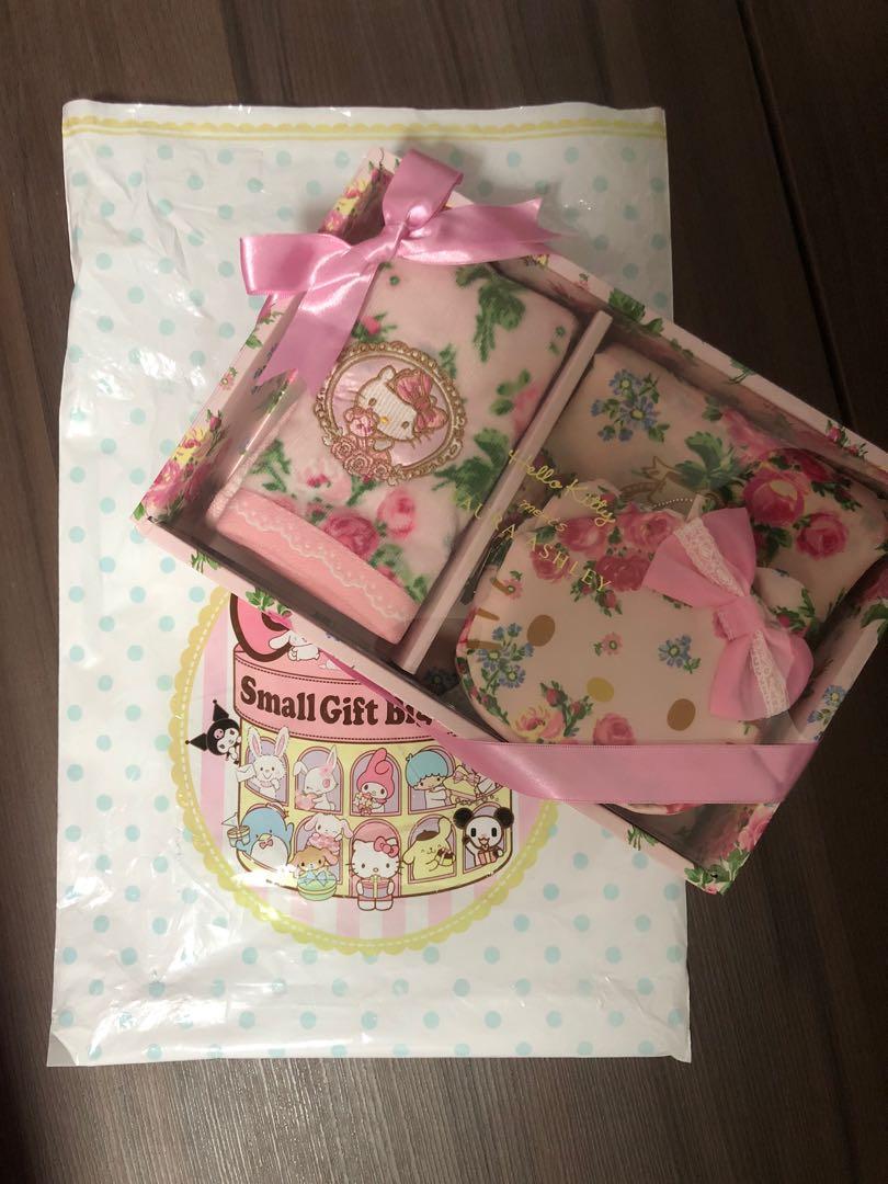 Hello Kitty x Laura Ashley 2015 Limited Gift Set, Luxury, Bags ...