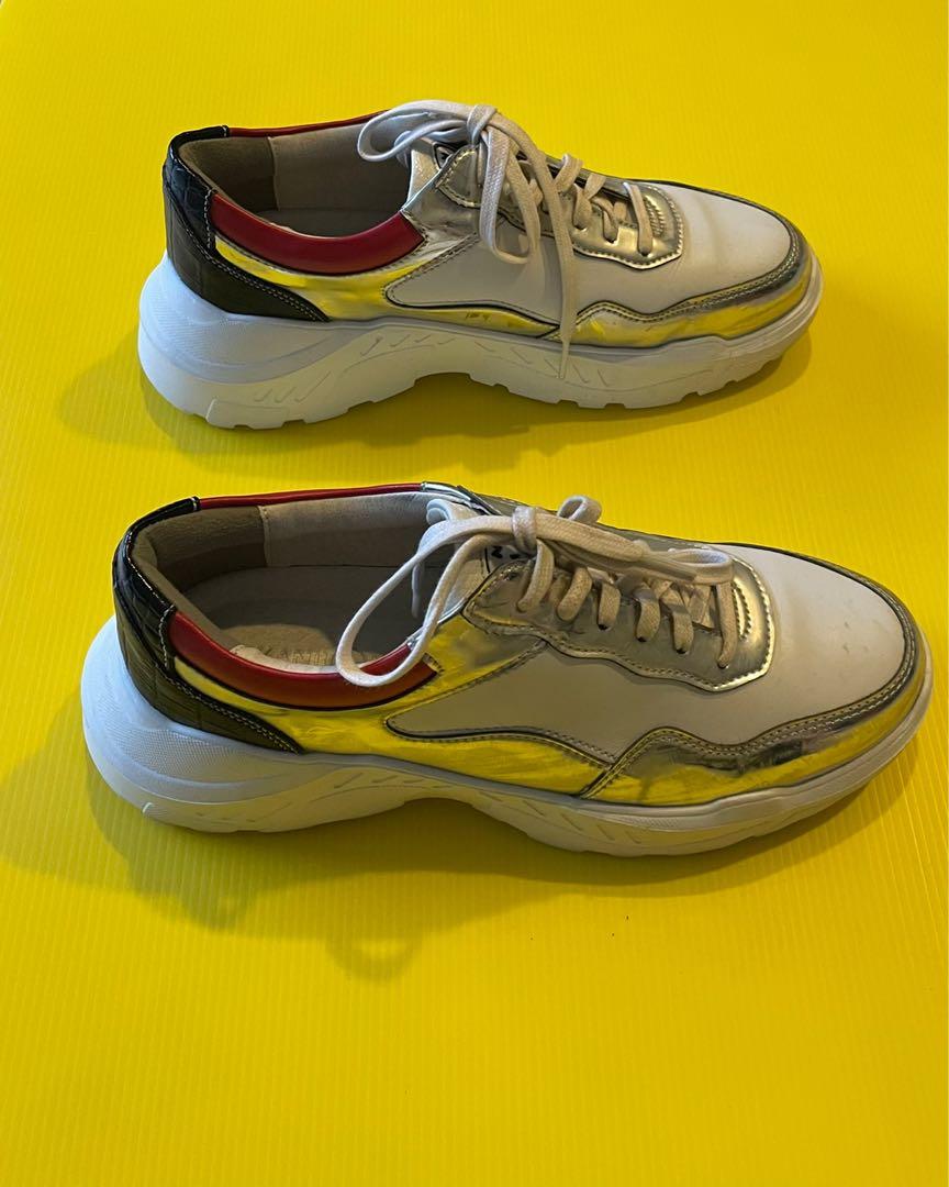 Kanji Nada Korea sneakers, Men's Fashion, Footwear, Sneakers on Carousell