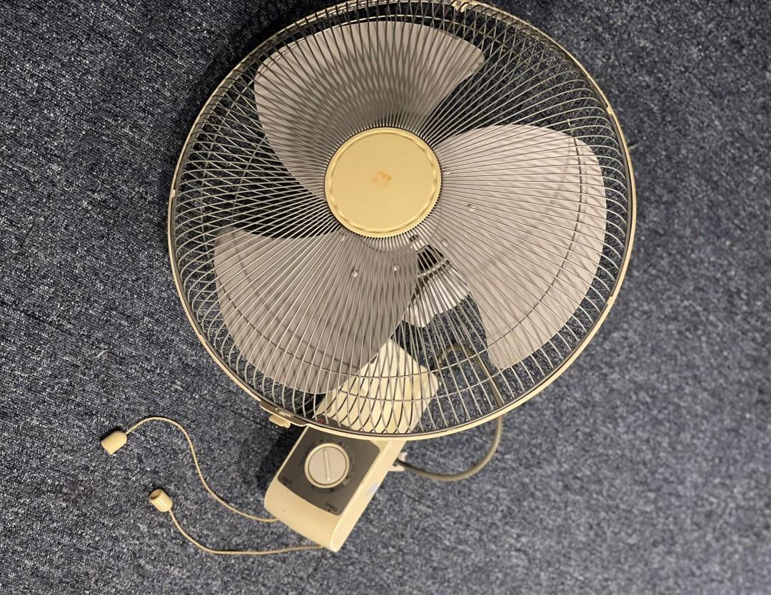 KDK M40CS Wall Fan Grey, Furniture & Home Living, Lighting & Fans, Fans ...