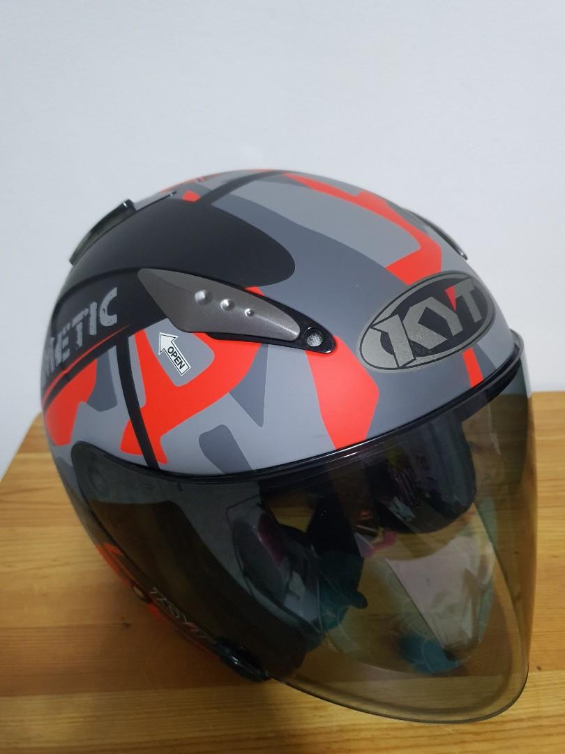 KYT Hellcat Mimetic Red, Motorcycles, Motorcycle Apparel on Carousell