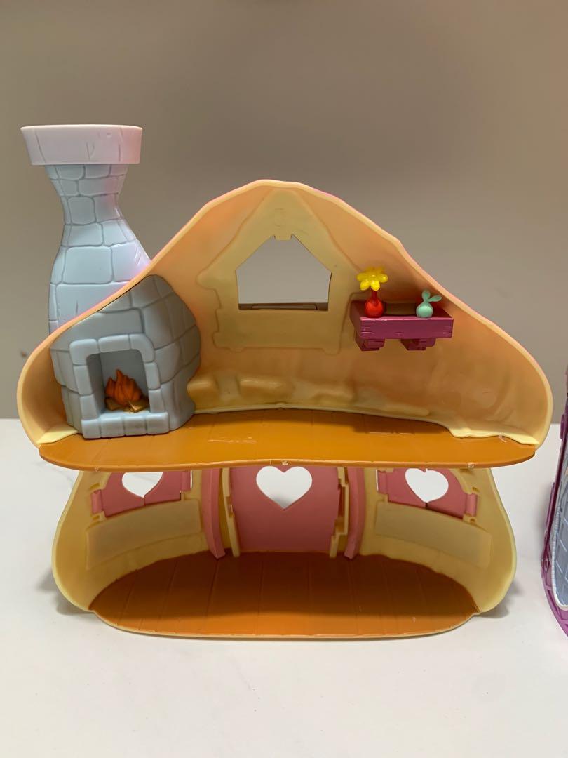 MY LITTLE PONY Dollhouse, Hobbies & Toys, Toys & Games on Carousell