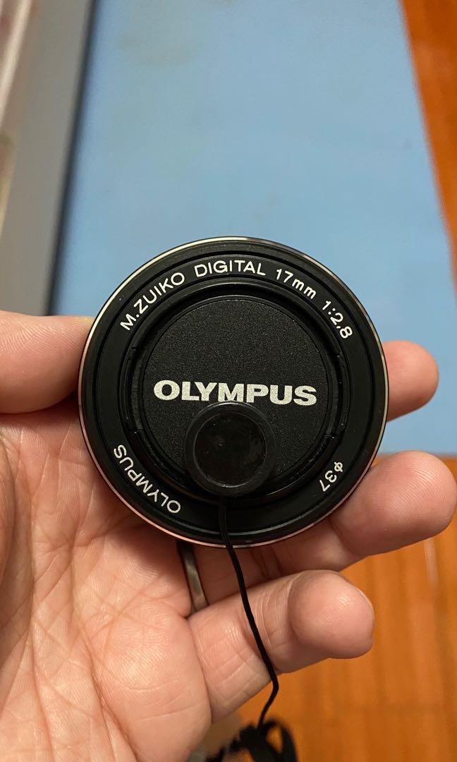 Olympus EPL-6 EPL6 with M.Zuiko digital 17mm prime and Olympus digital ...