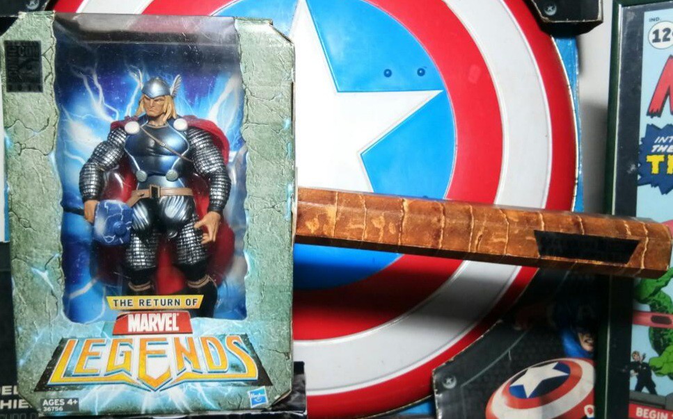 SDCC 2011 Hasbro The Return Of Marvel Legends THOR Action Figure ...