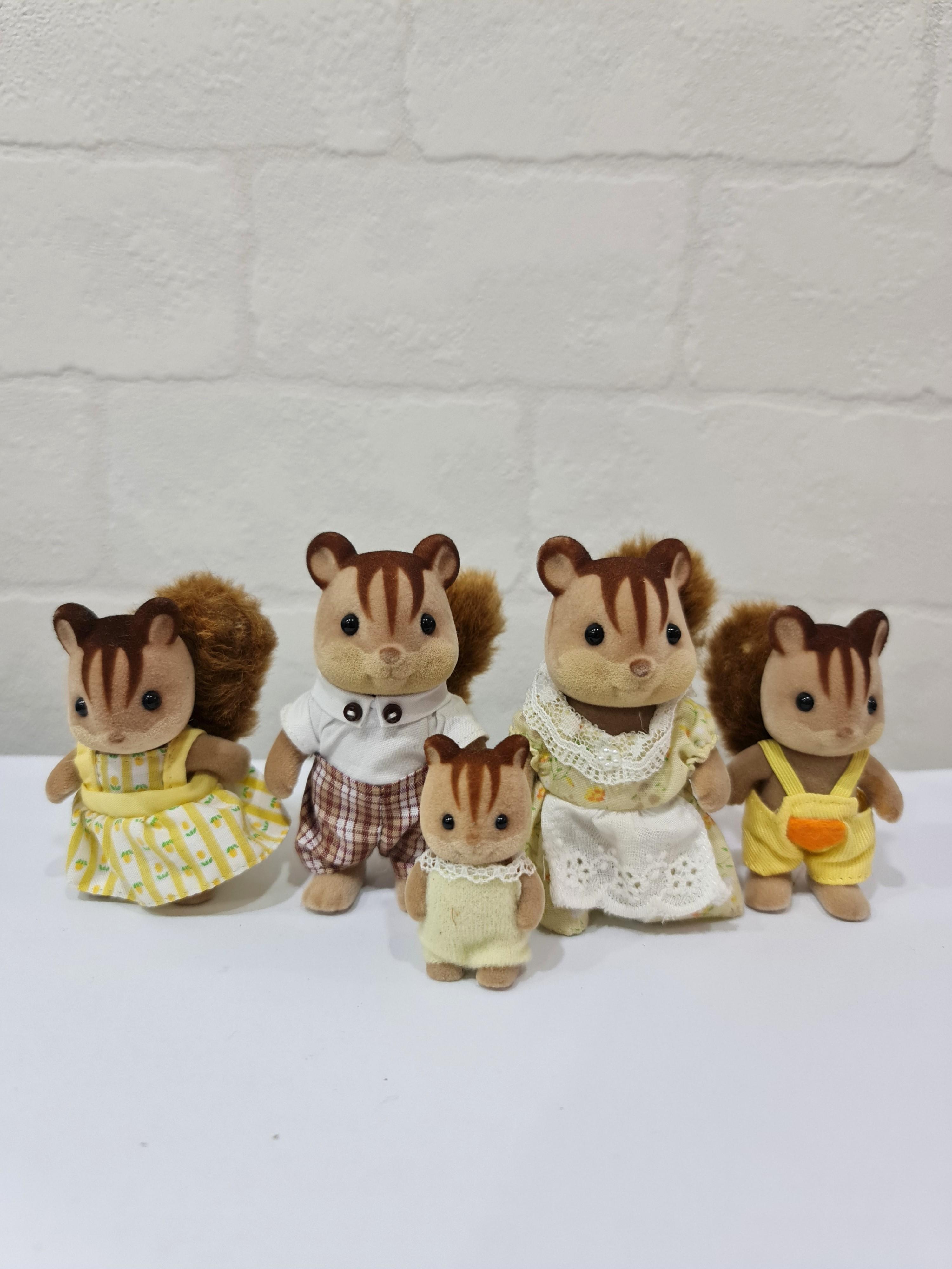Sylvanian Families Squirrels Family With Baby Figurines, Hobbies & Toys ...