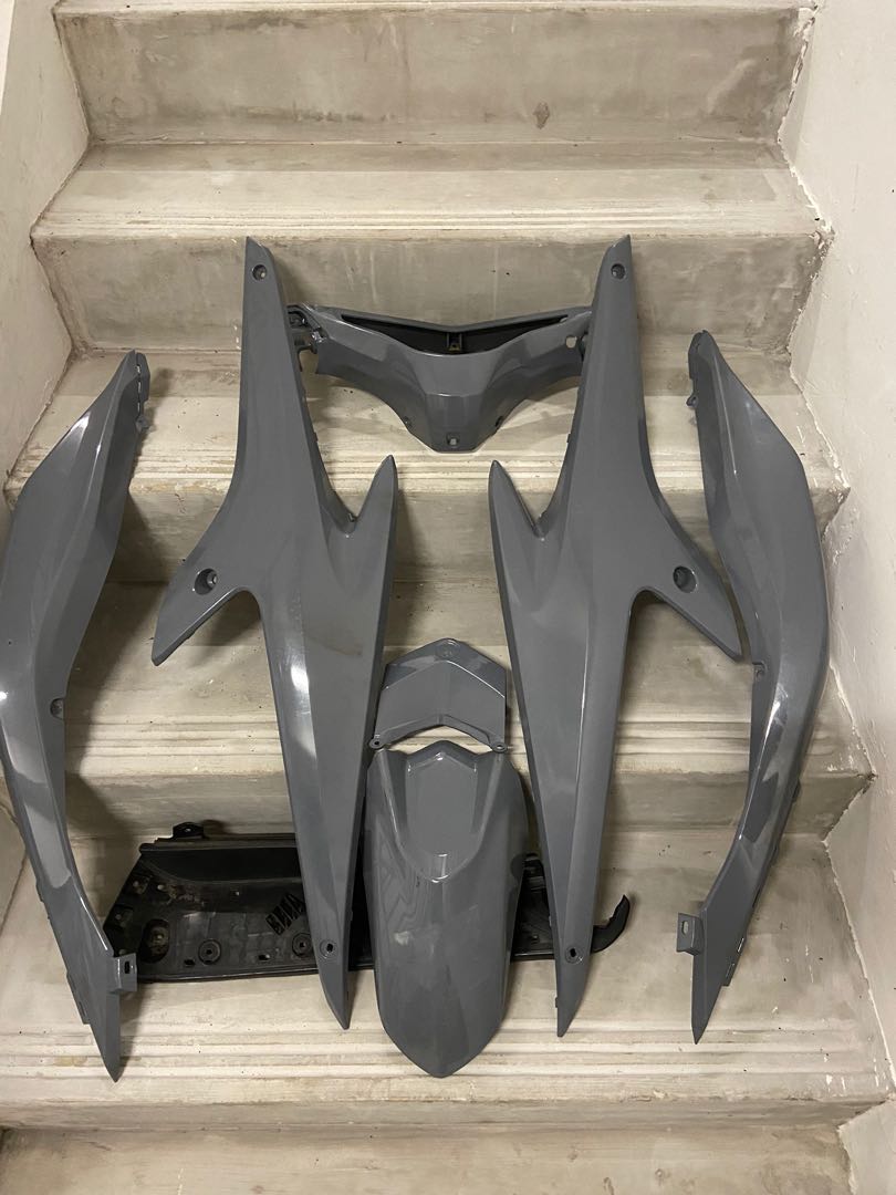 Aerox fairing, Motorcycles, Motorcycle Accessories on Carousell