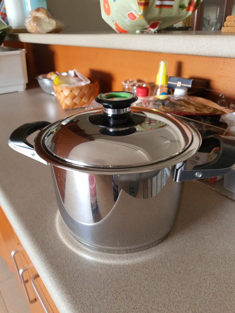 AMC Pot 4.2 litres, Furniture & Home Living, Kitchenware & Tableware ...